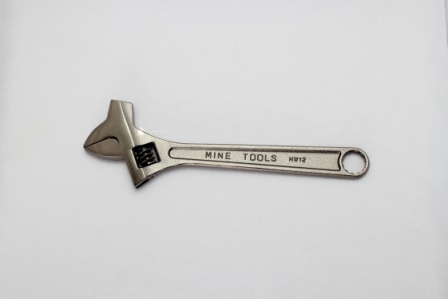 Miner Wrench with Hammer | BTE Mid-Western Mining and Construction Supply