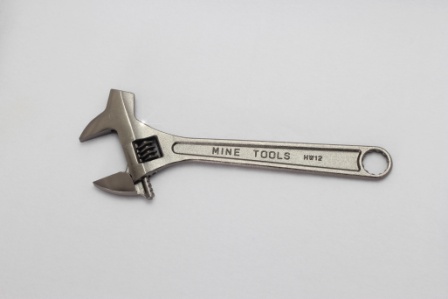 Miner Wrench with Hammer | BTE Mid-Western Mining and Construction Supply
